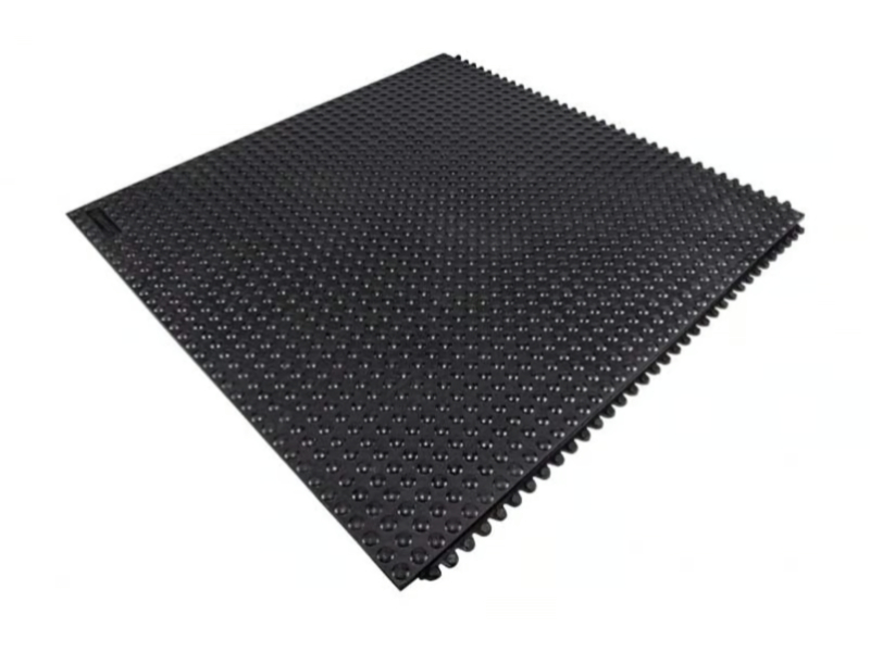 Notrax Skymaster® HD Easy Snap Interlocking Rubber Floor Mats 460 Series