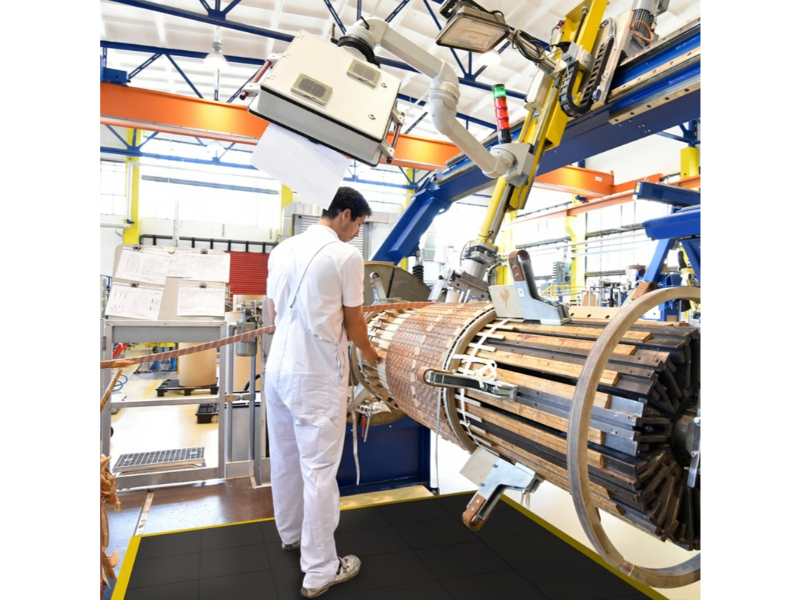 Notrax Cushion-Ease® Solid Interlocking Anti-Fatigue Floor Mats 556 Series