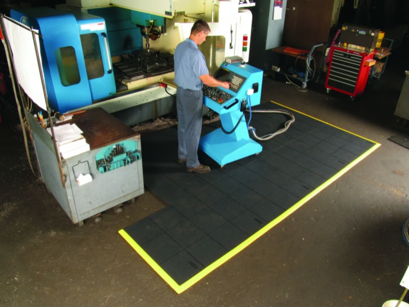 Notrax Cushion-Ease® Solid Interlocking Anti-Fatigue Floor Mats 556 Series