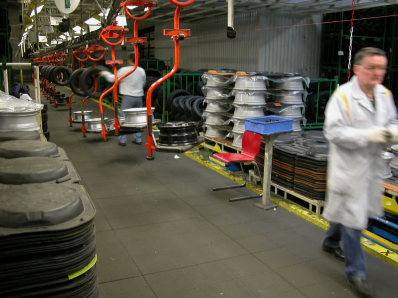 Notrax Cushion-Ease® Solid Interlocking Anti-Fatigue Floor Mats 556 Series