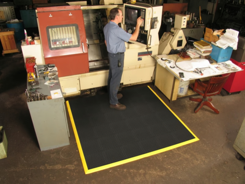 Notrax Cushion-Ease® Ergo™ Interlocking Anti-Fatigue Floor Mats 557 Series