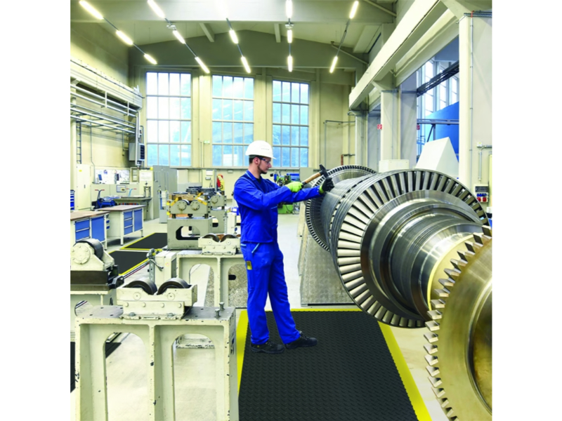 Notrax De-Flex® Niru® Heavy Duty Interlocking Rubber Floor Mats 572 Series