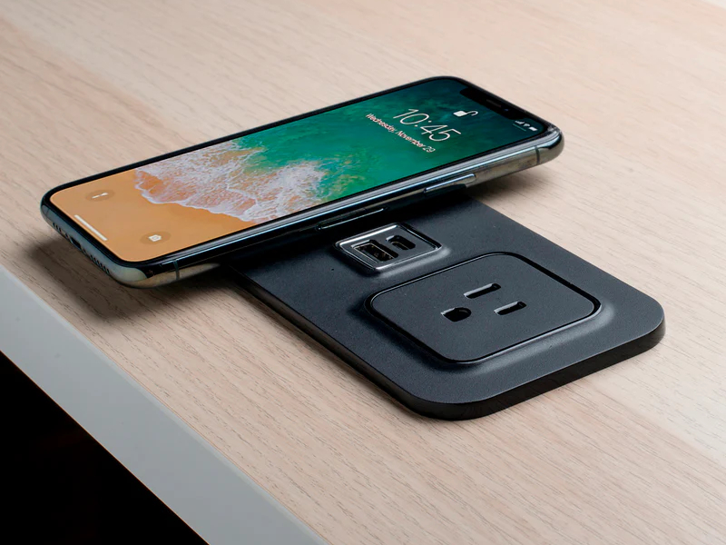 Brandstand® CubieMod® QI Flush Mount Power Strip with Outlets and USB Ports