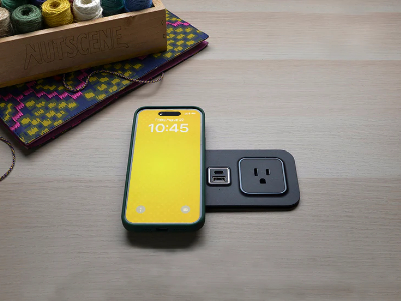 Brandstand® CubieMod® QI Flush Mount Power Strip with Outlets and USB Ports