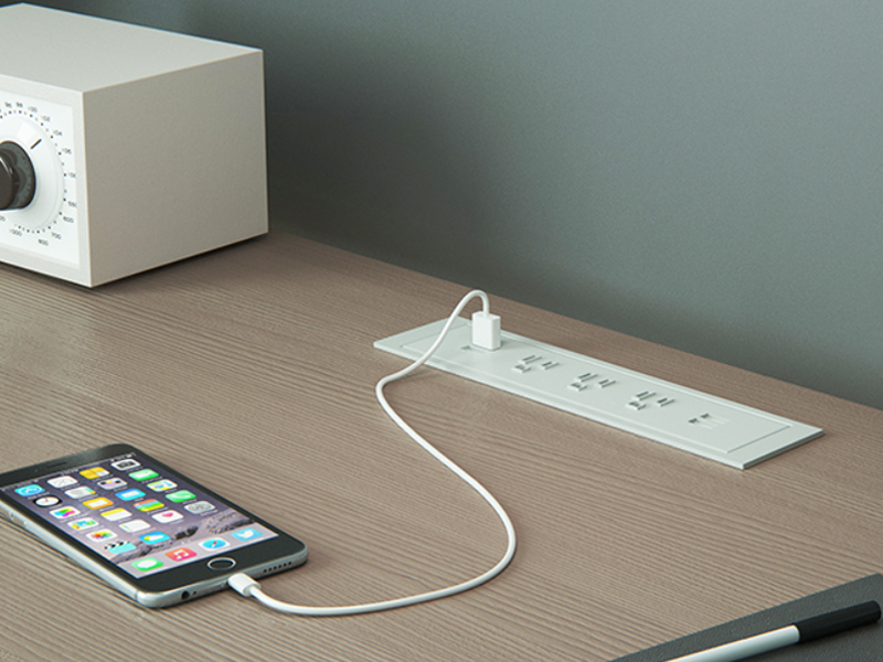 Dean In Surface Power & USB Grommet