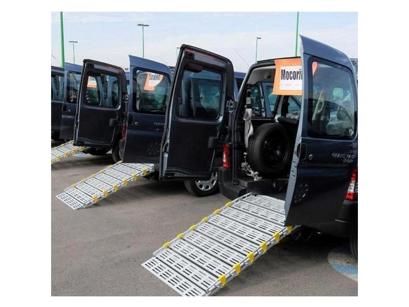 Roll A Ramp® Manual Portable Ramps For Vans