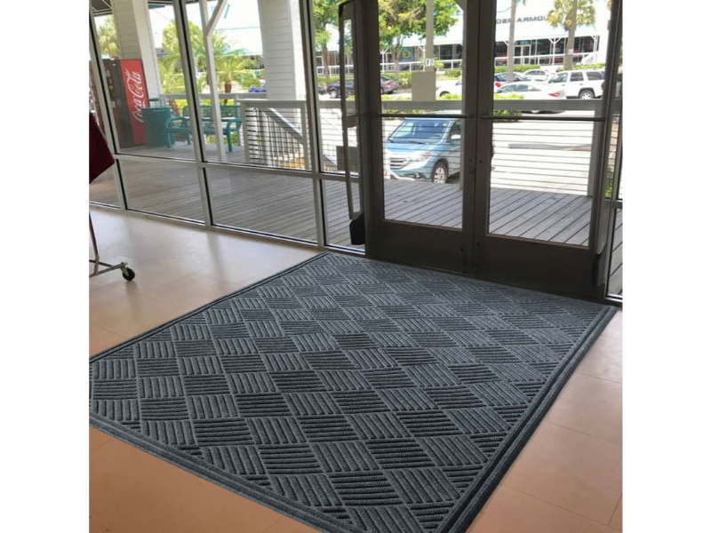 Notrax Diamond CTE™ Moisture & Debris Floor Entrance Mats 151 Series