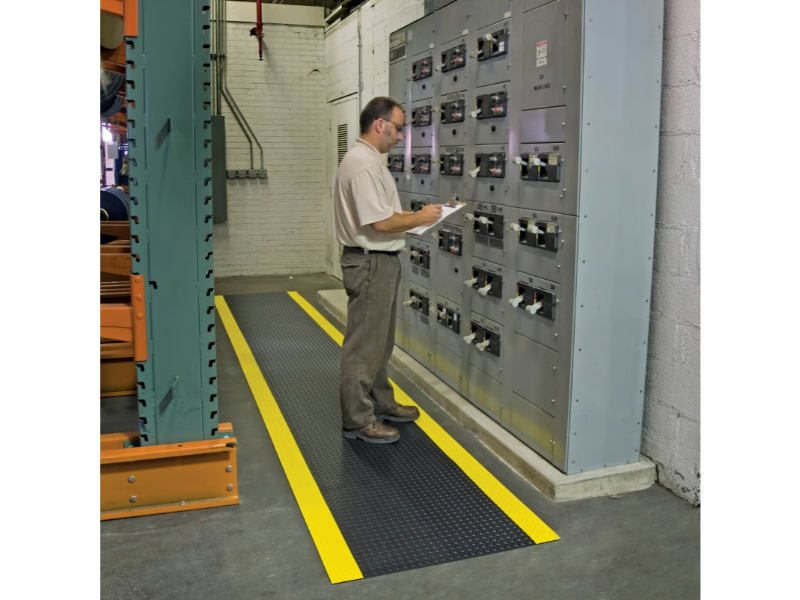Notrax Diamond Switchboard Floor Matting 831 Series