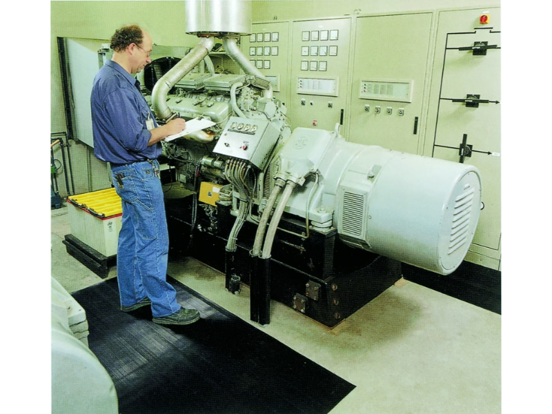 Notrax Insulated Corrugated Switchboard Floor Matting 830 Series