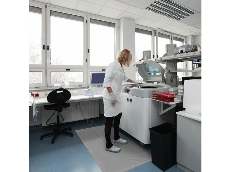 Notrax Autoclavable Bubble Antimicrobial Floor Mats 448 Series