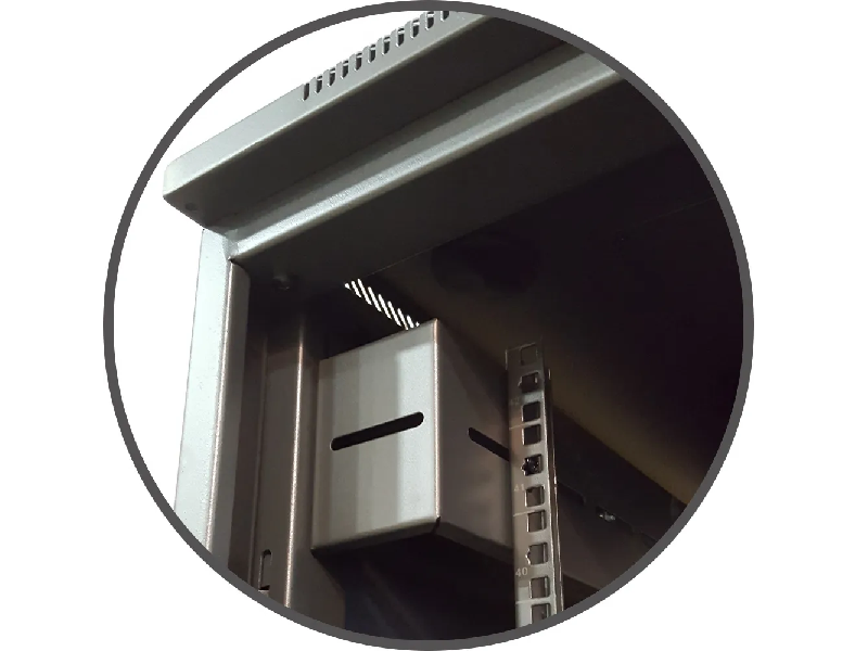 Quest® Floor Server Cabinets