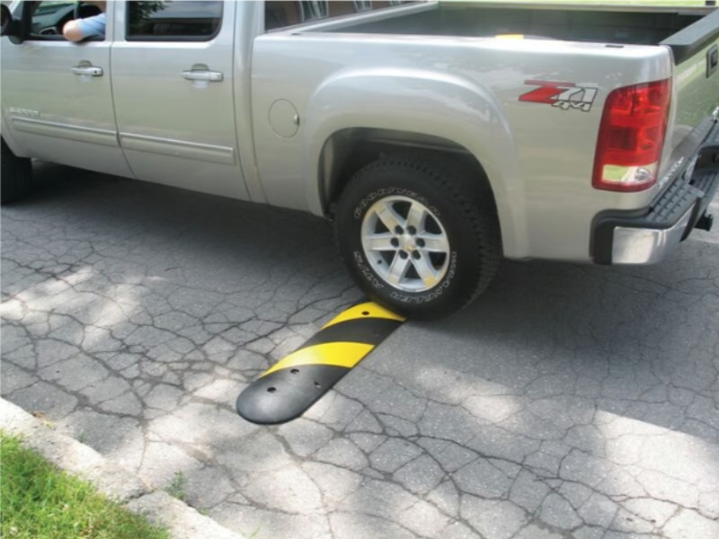 Rubber Speed Bumps | Parking Lot Speed Humps | Commercial Speed Bumps