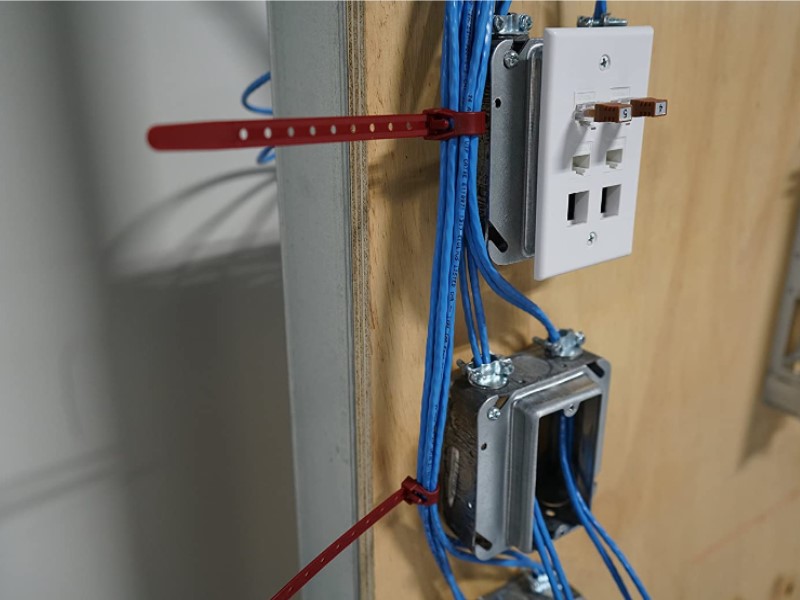 Southwire® Reusable Mounting Cable Ties | Releasable Reusable Zip Ties